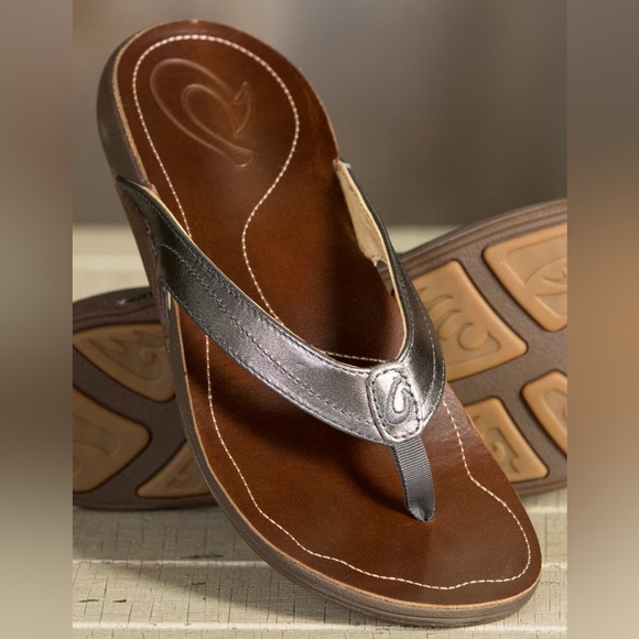 OluKai | Shoes | Olukai Kumu Leather Sandals In Pewterbean Sz 8 | Poshmark
